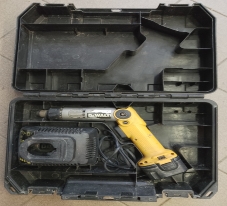 Avvitatore Dewalt Dw920 avvitatore pieghevole completo di sua cassetta carica batteria Originale 